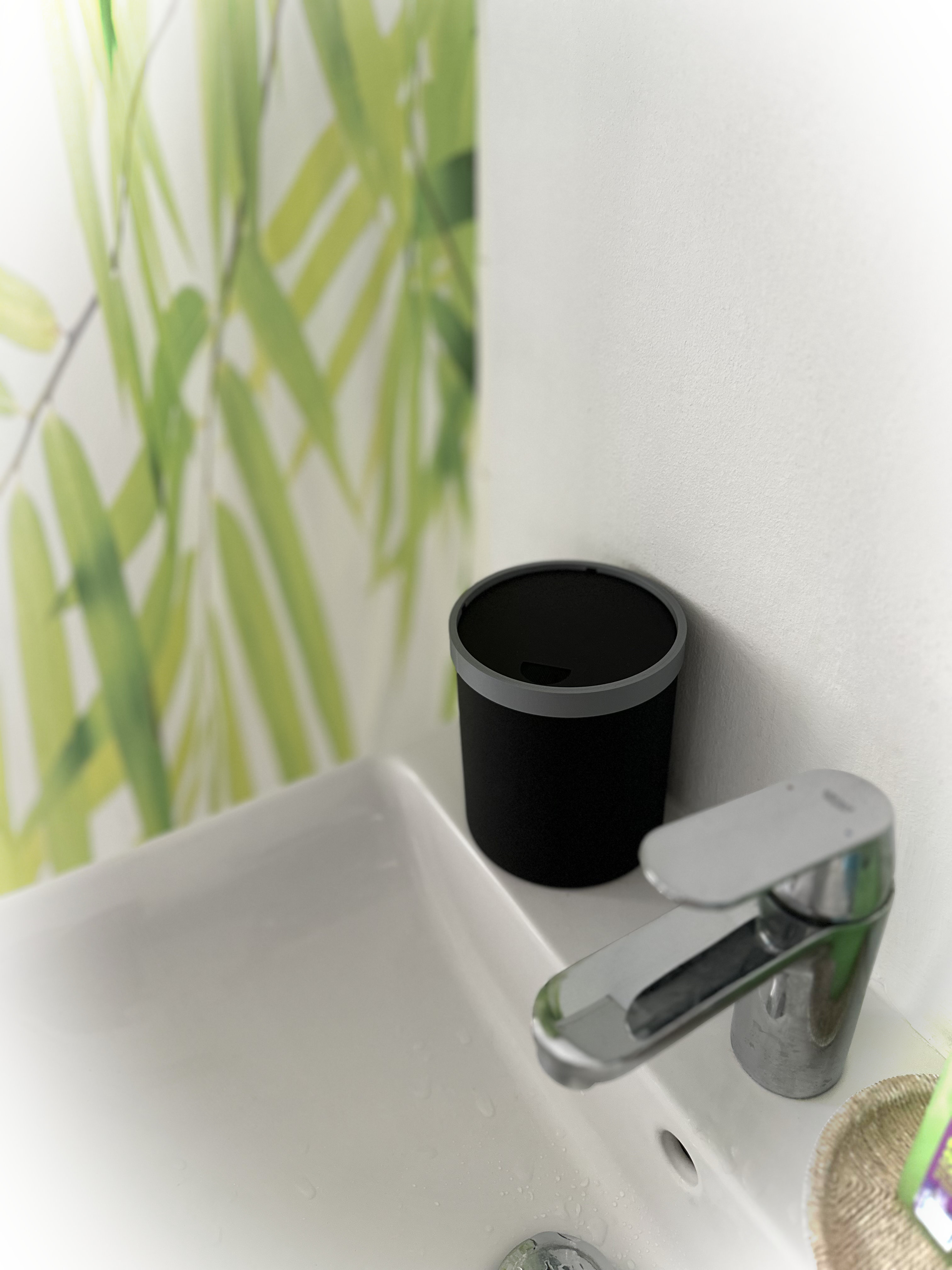 Small Trash Can (easy print) by SchepperTs | Download free STL model ...