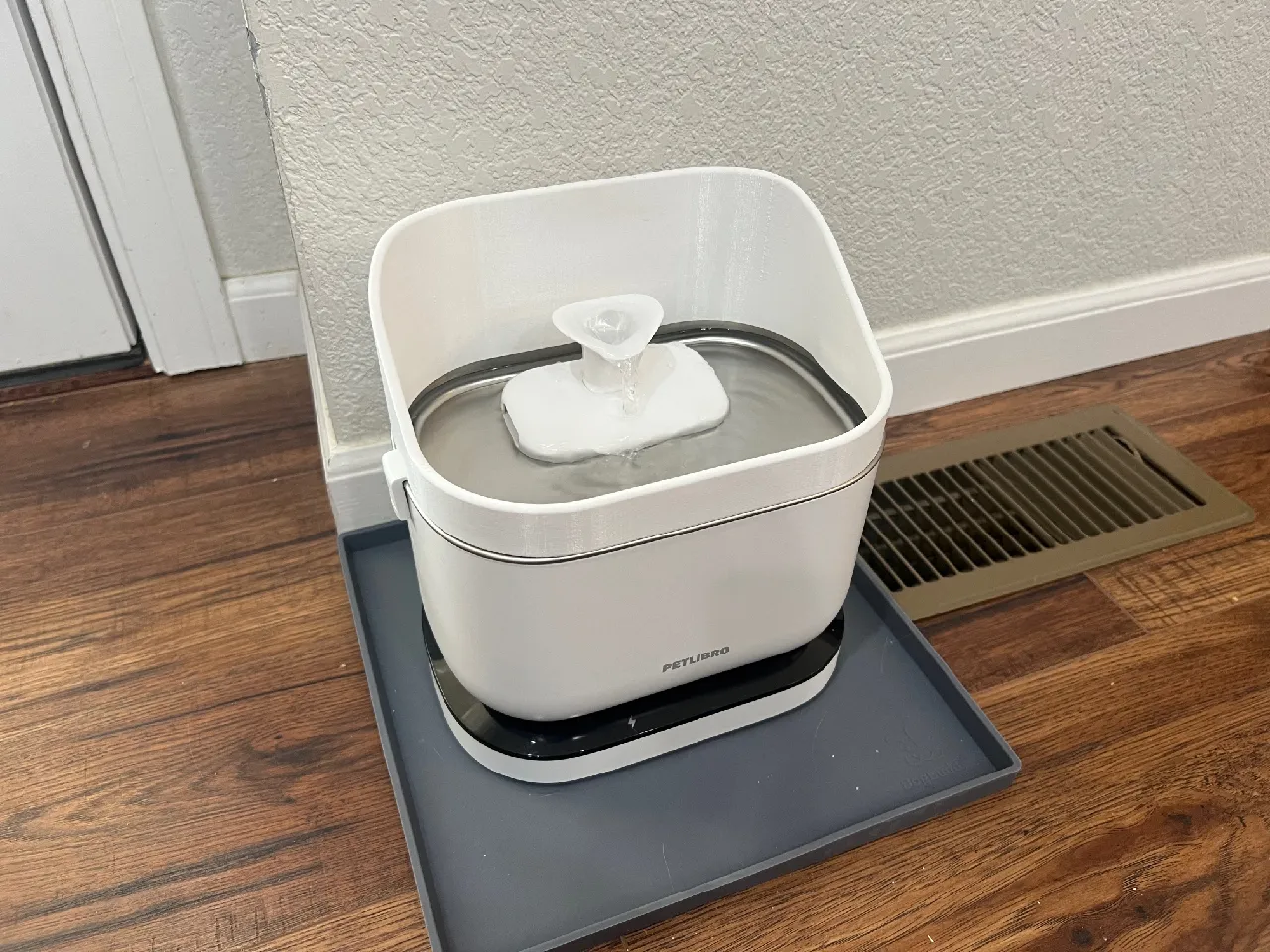 PETLIBRO DockStream Fountain Splash Guard by Ryan | Download free STL ...