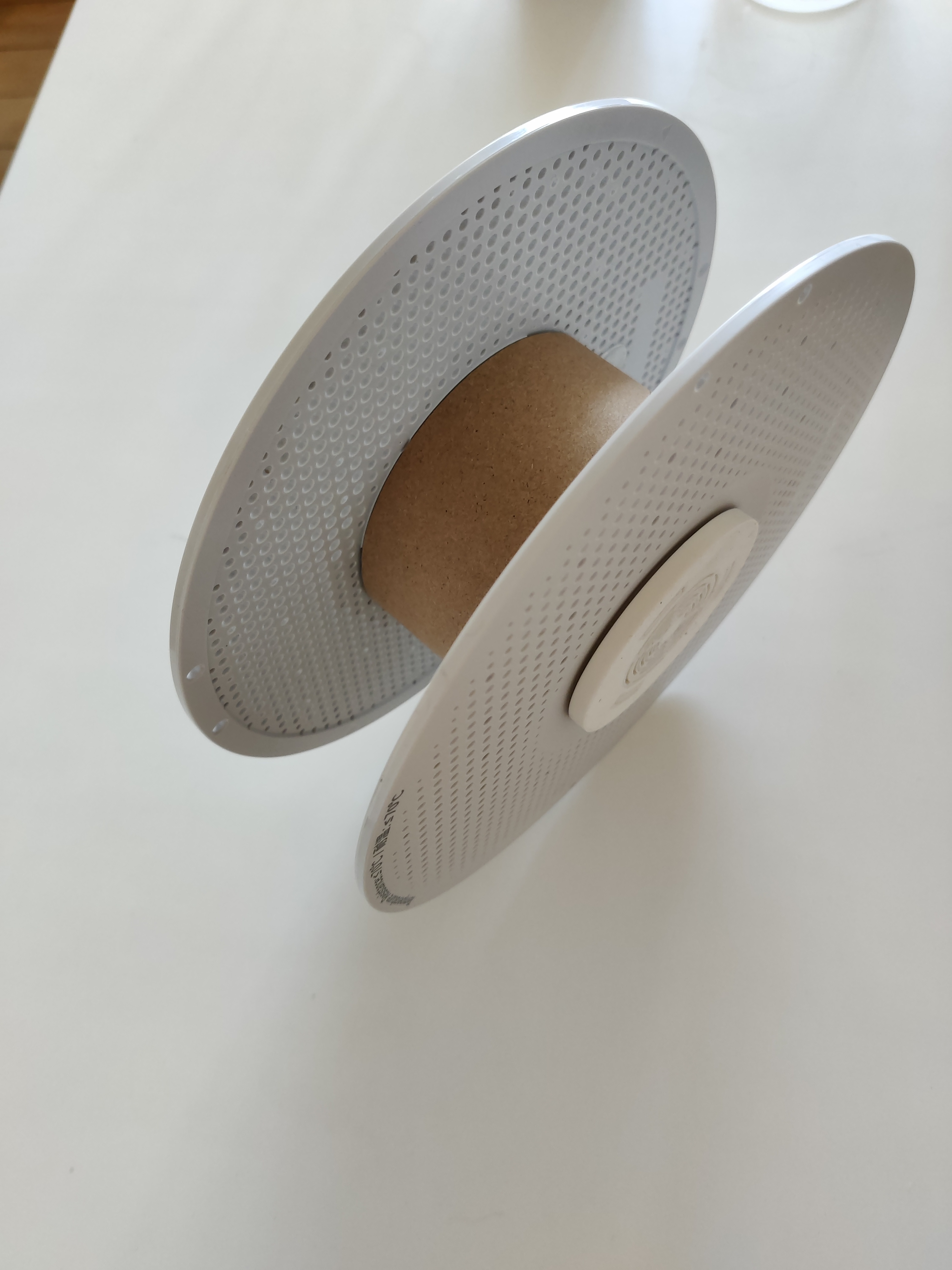 Dessicant box Bambulab filament rolls No support needed! by ELyck ...