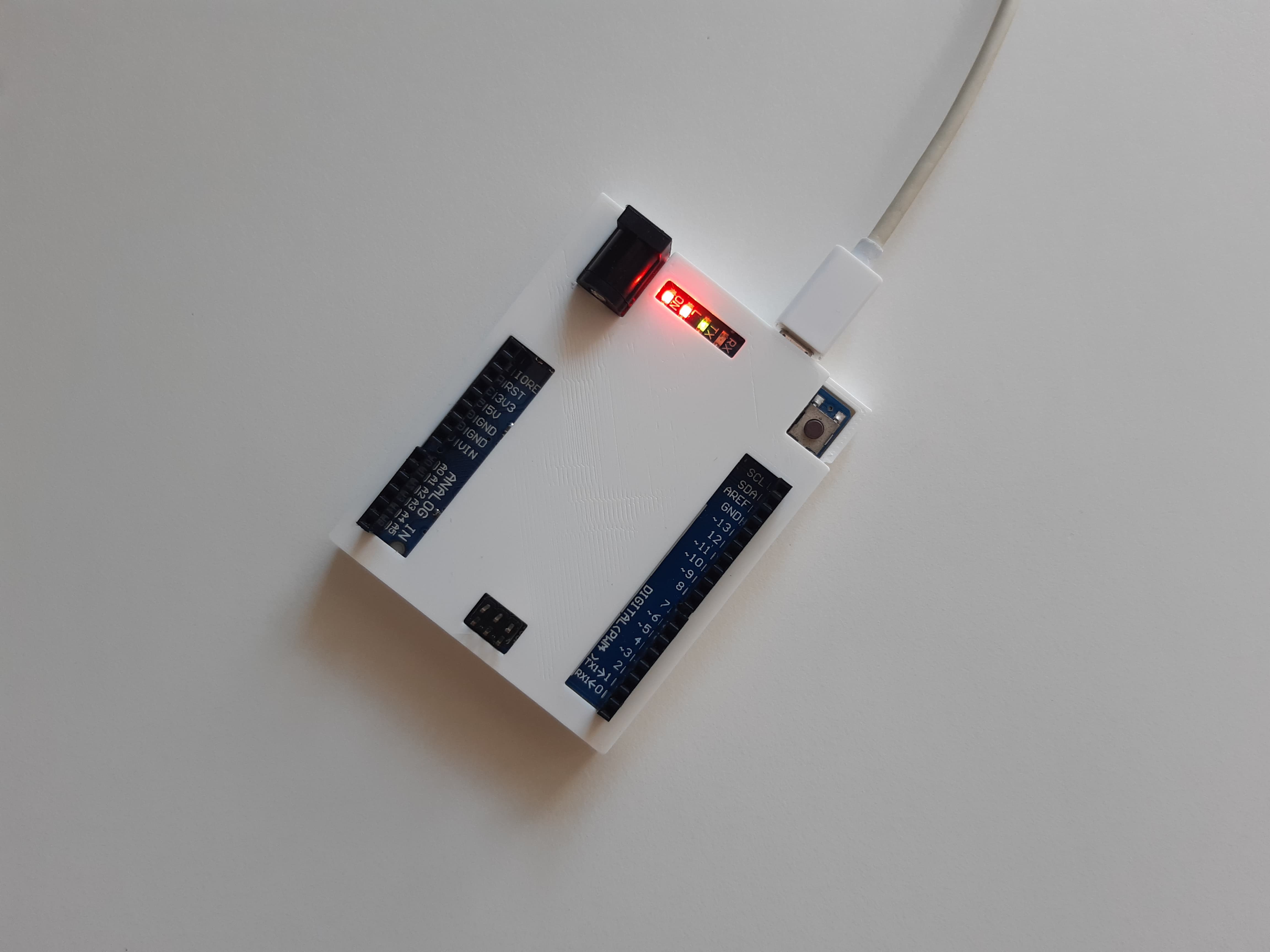 Arduino Leonardo case by victor_frncy | Download free STL model ...