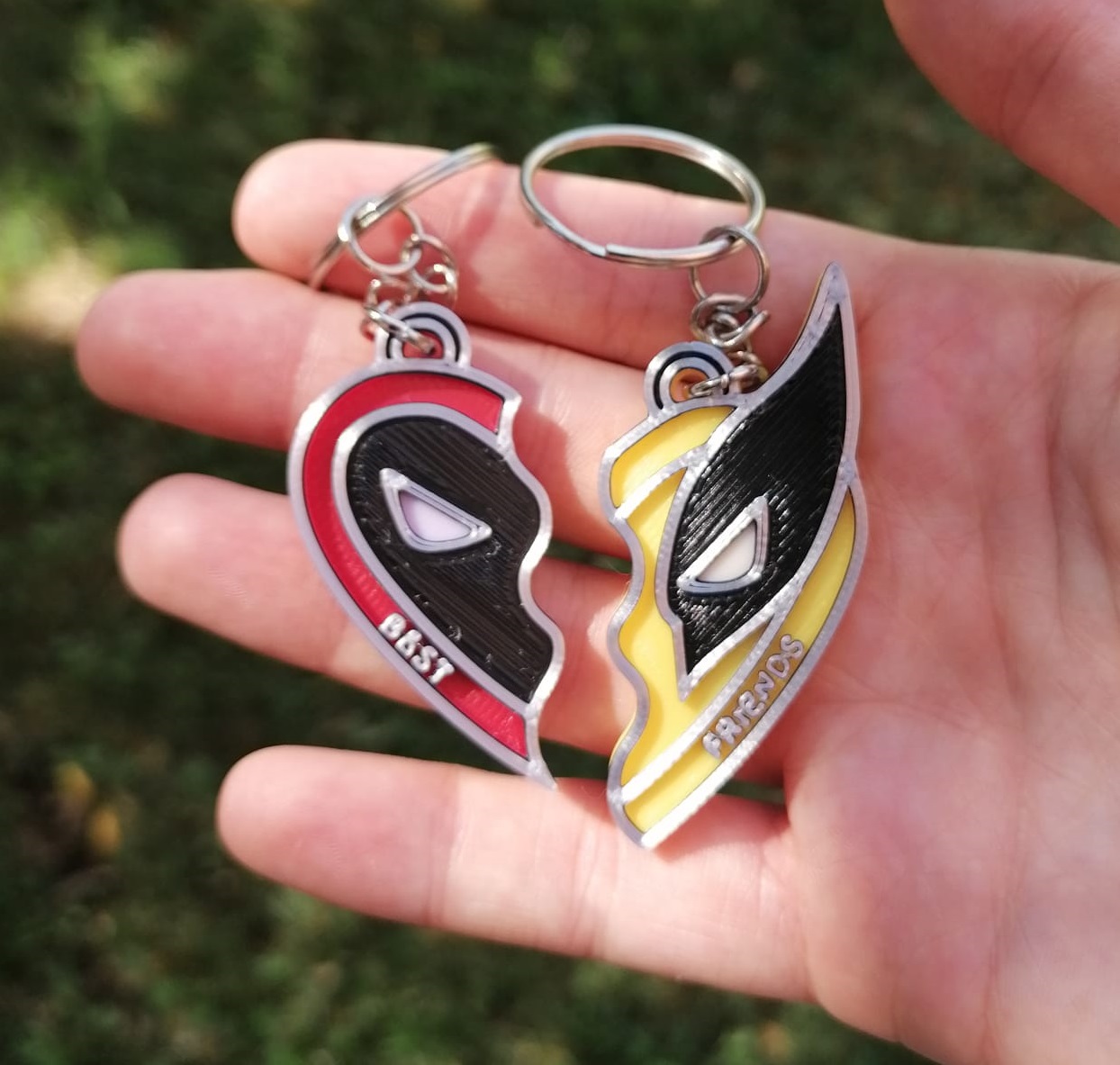Deadpool and Wolverine Keychain by Noemi | Download free STL model ...