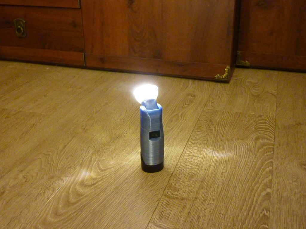 Bosch 12V flashlight with adjustable head by ksuszka | Download free ...