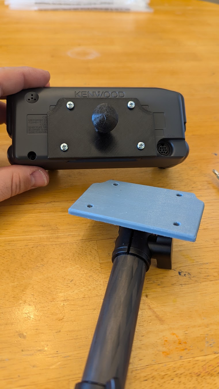 20mm ball mount bracket for Kenwood TM-D710 by closer | Download free ...
