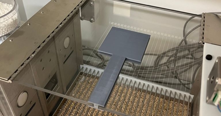 Operant Self-Admin Chamber Ceiling Cover by Erin Harris | Download free ...