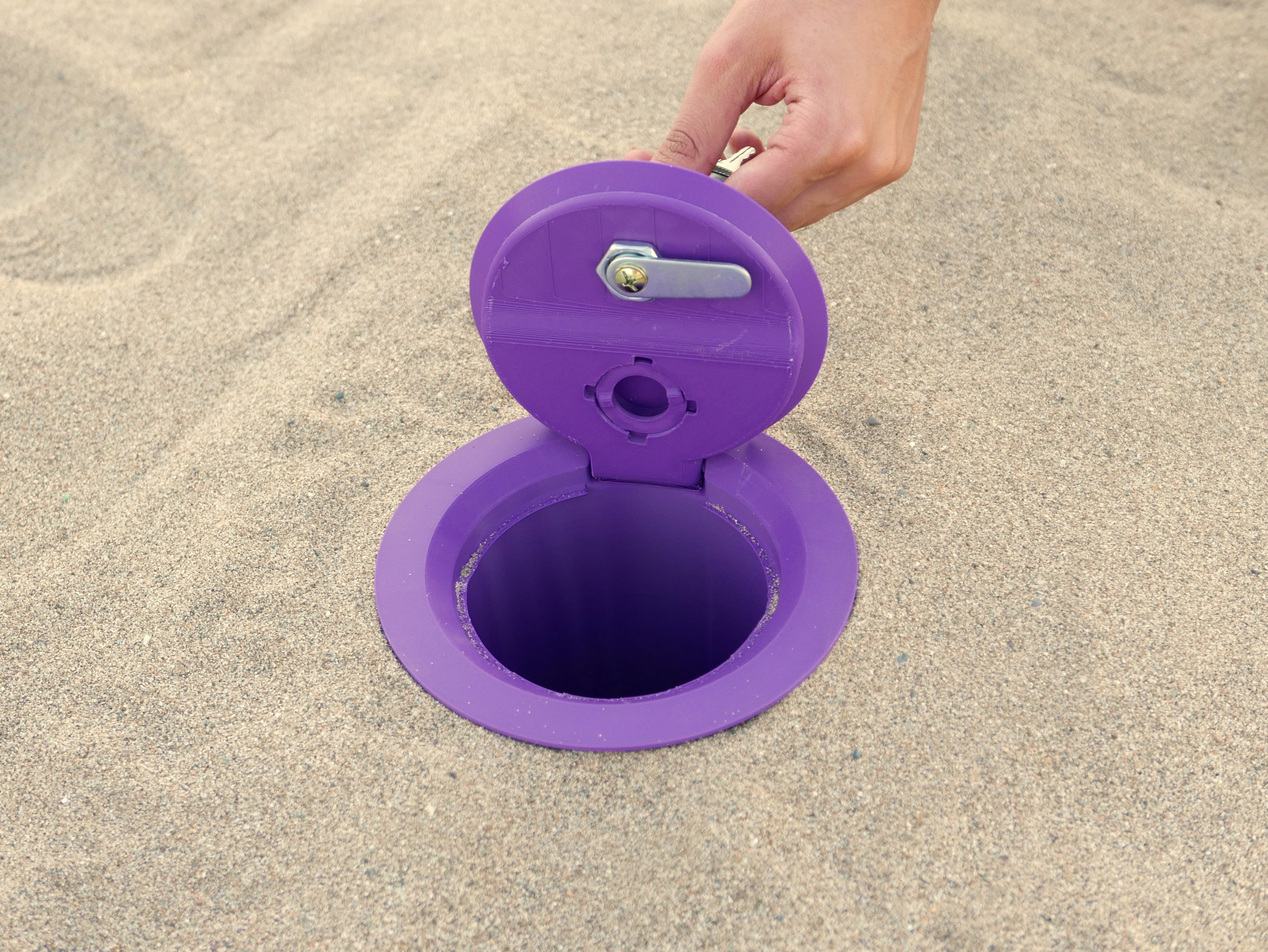 SAND SAFE 2 (With Keys and AirTag) by AFO3D | Download free STL model ...