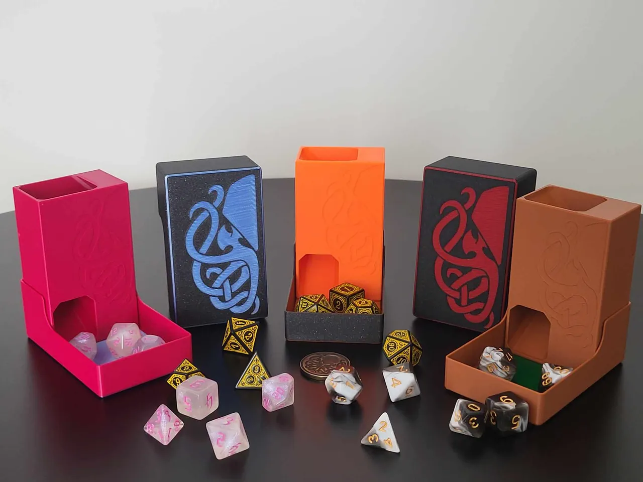 Micro Dice Tower (Blank, DnD, CoC) by Ocelotzlasu | Download free STL ...