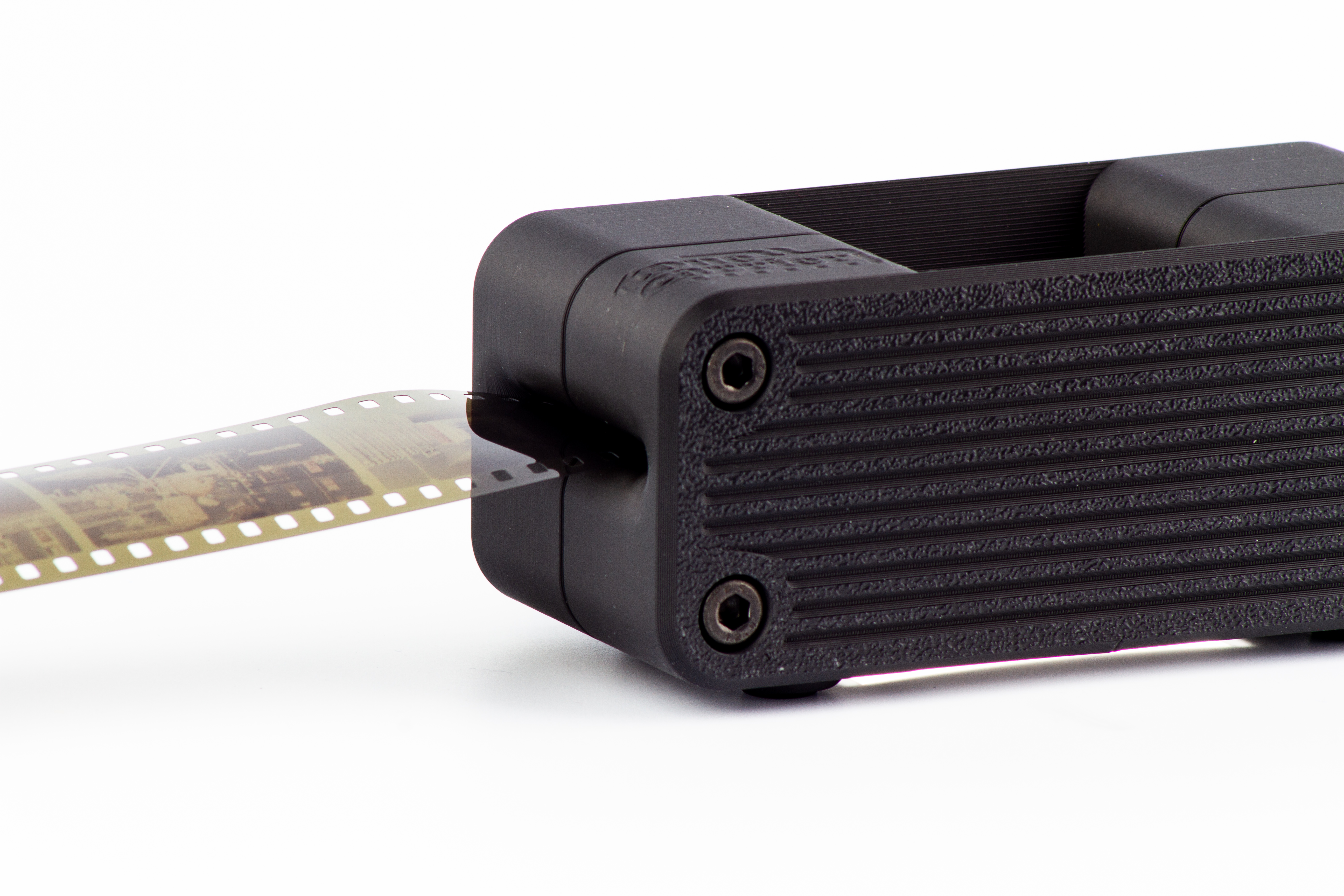 toneCarrier Film Carrier for DSLR scanning 35 mm film (with sprockets ...