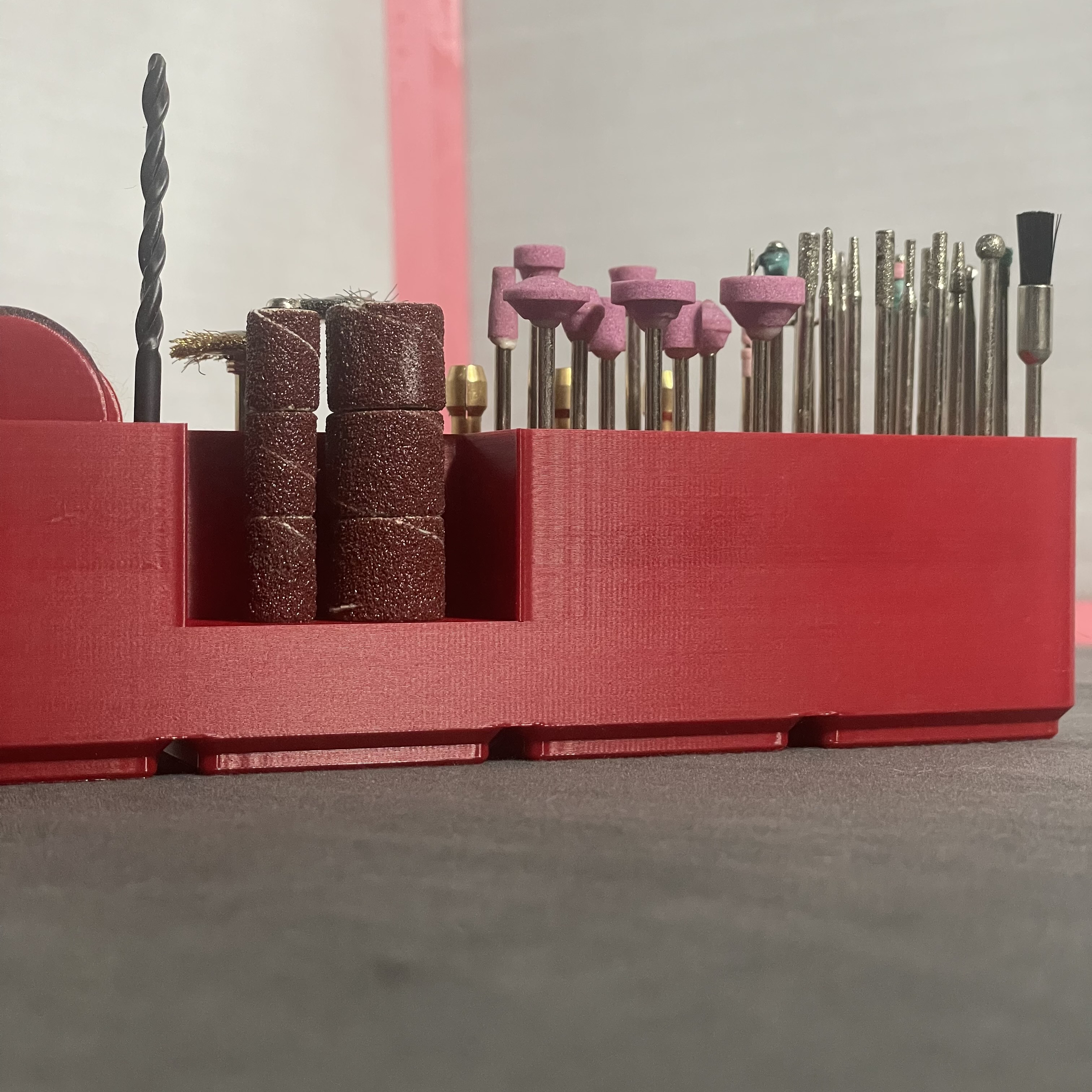 Gridfinity bit display that fits -Harbor Freight's 10$ "Warrior" rotary ...