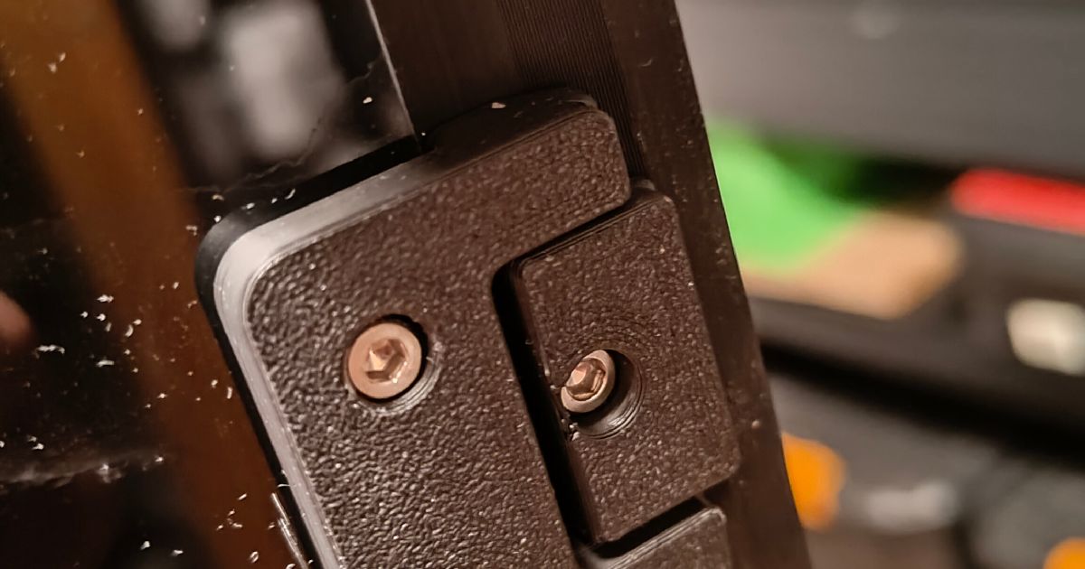 Voron Bottom Panel with Magnet Clips & Hinges von Cagdas Yildirim ...