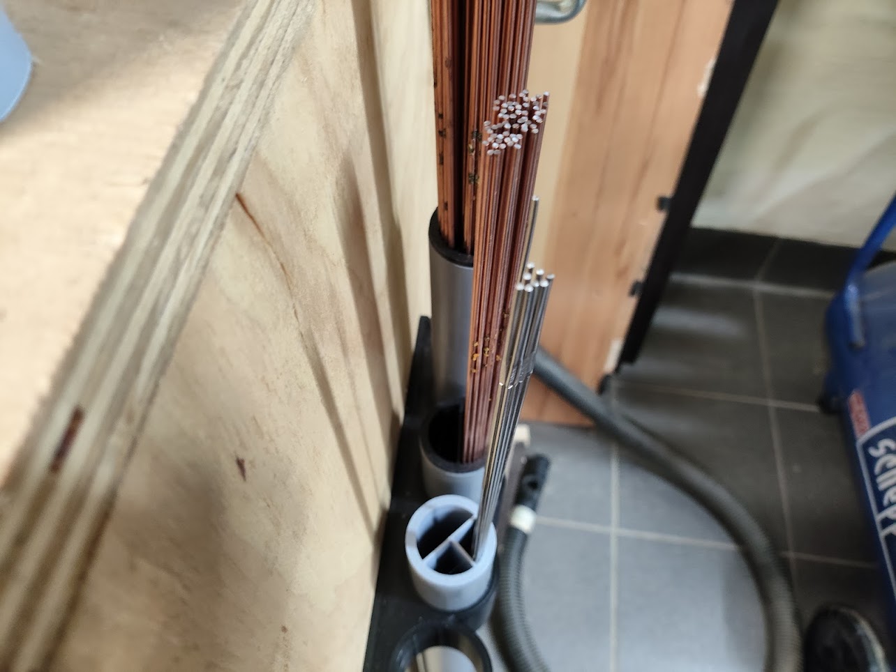 WIG / TIG filler rod / welding wire HT DN40 organisation system by ...