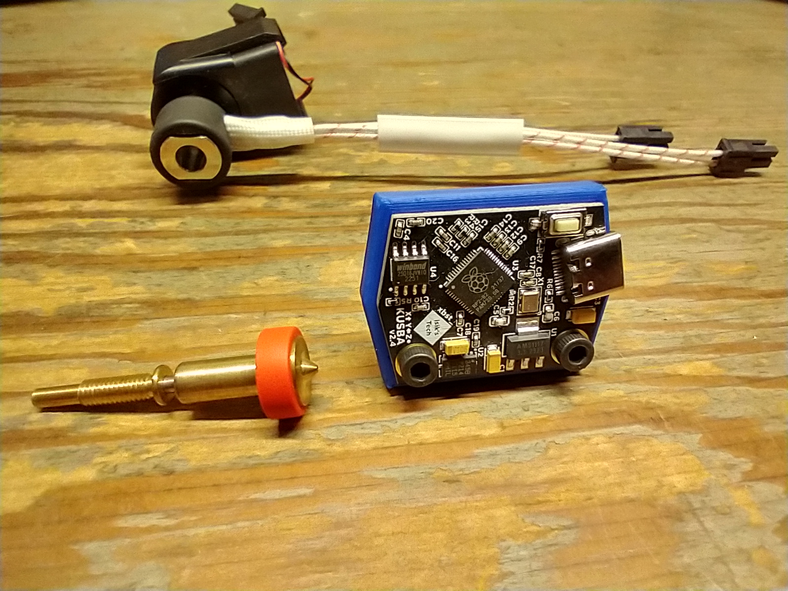 E3D REVO / KUSBA ADXL345 Accelerometer Mount by CrooksUSA | Download ...