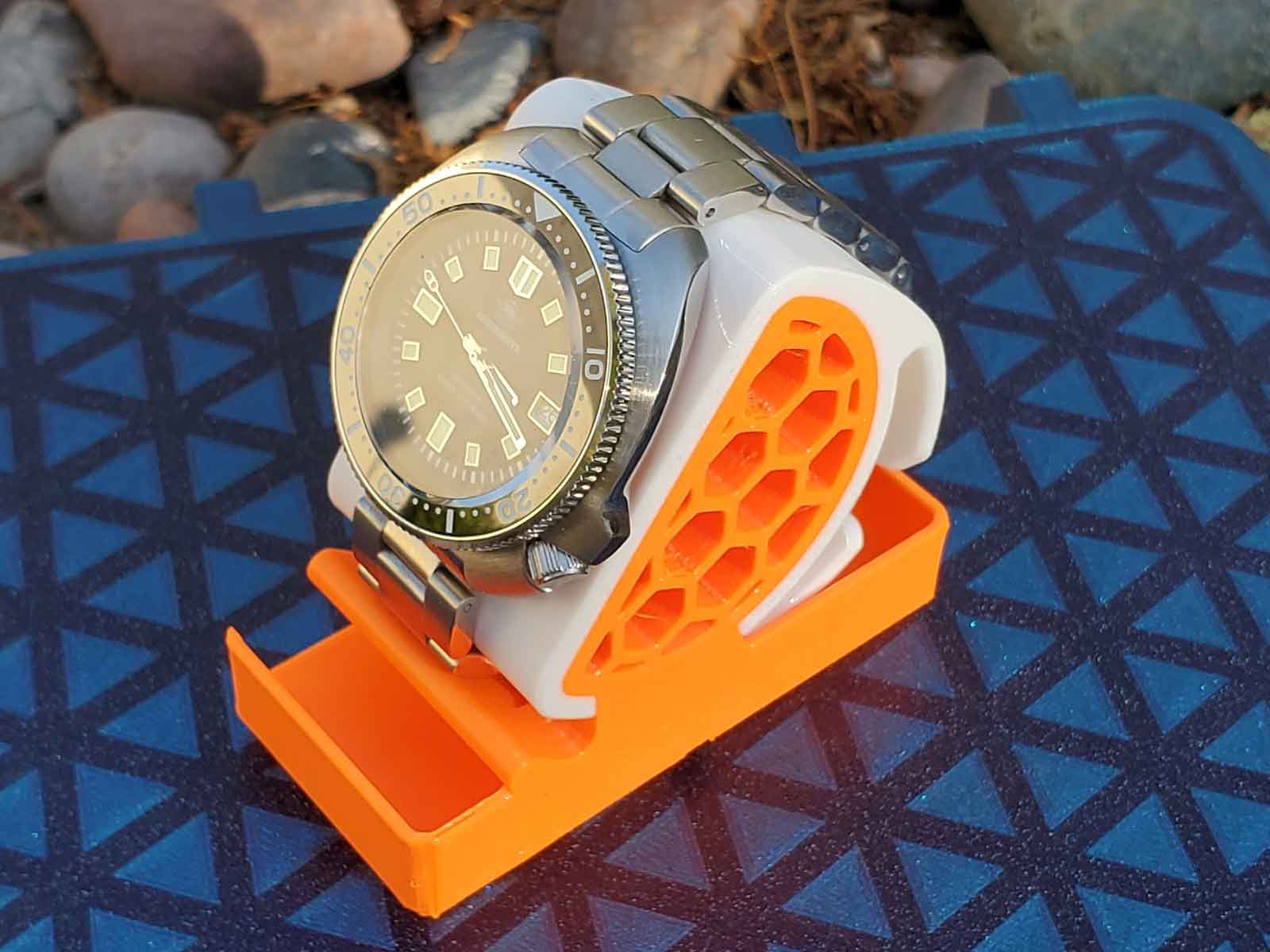 Gridfinity Watch Stand v3.0 for Larger Watches (Third Remix - CURRENT ...