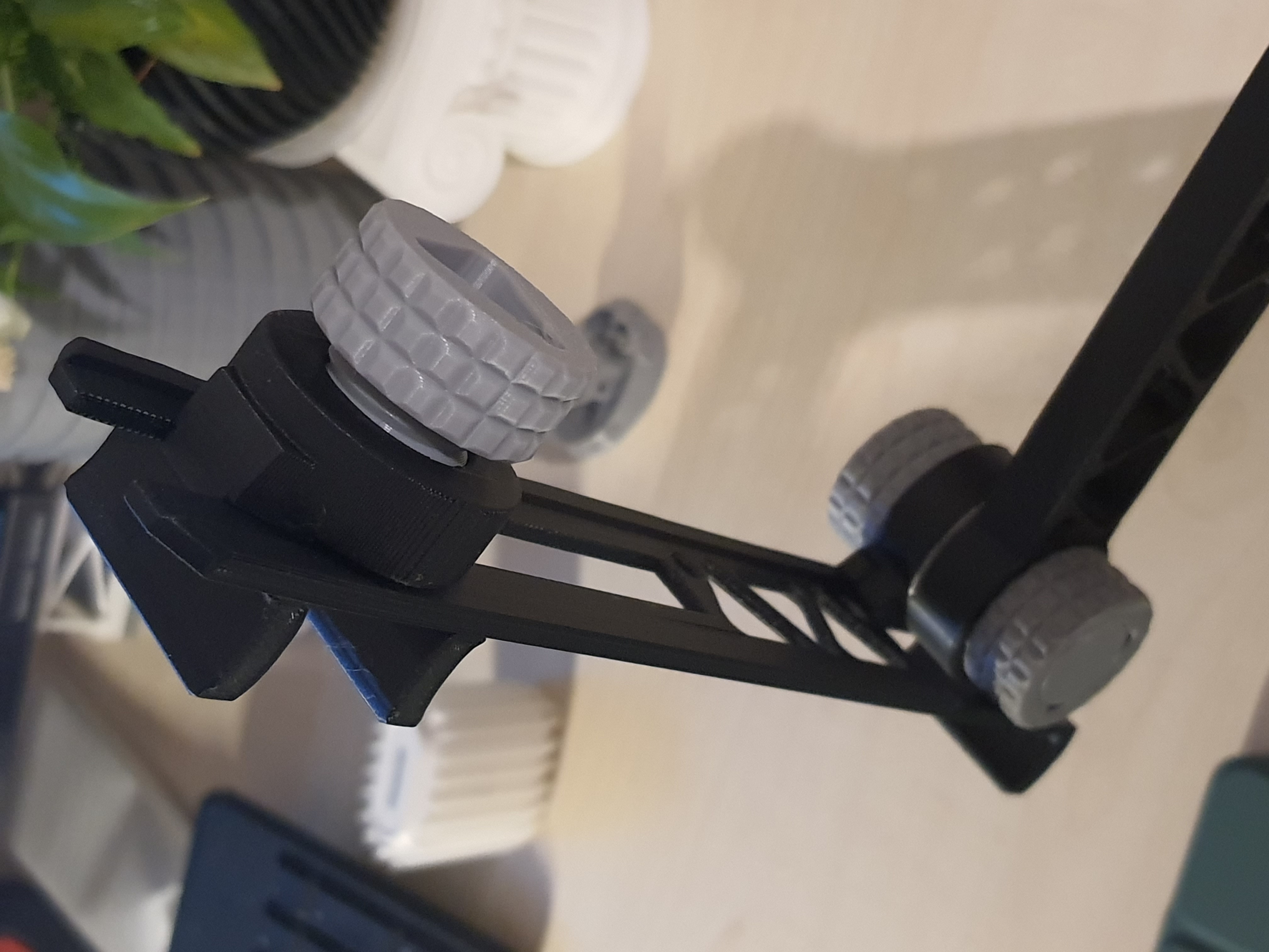 Mech Arm for Tablets by Konstantin Radchenko | Download free STL model ...