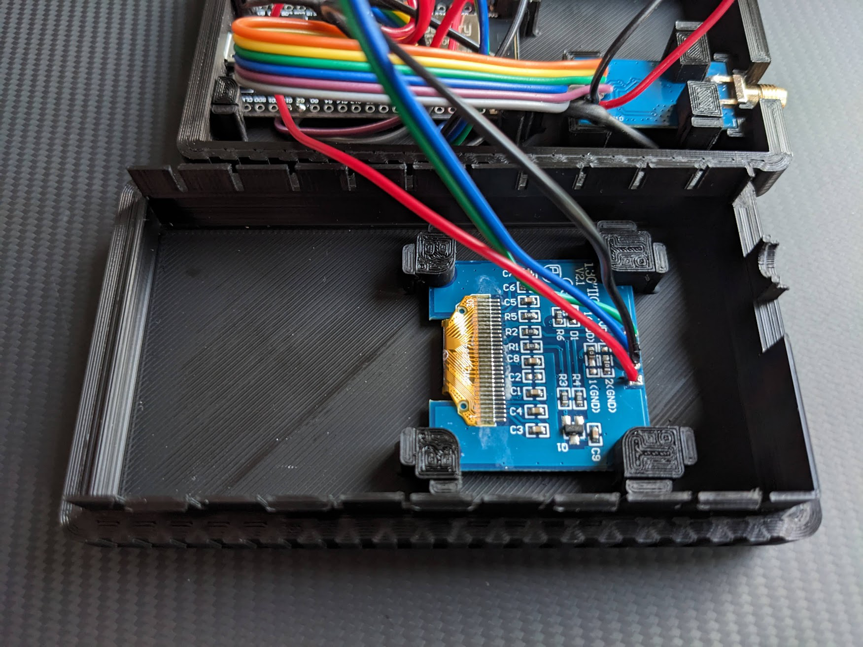 Esp32 OLED 433Mhz module enclosure, entirely using snap joints! by ...