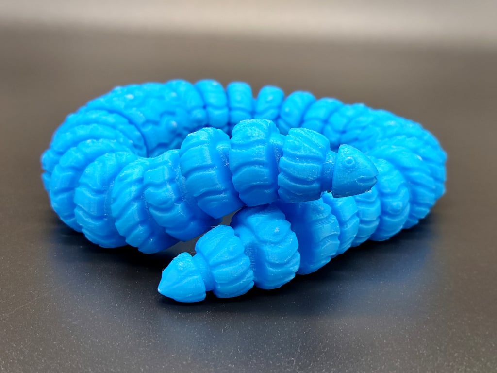 Wormy, the Print-in-Place Articulated Worm Toy by Tony Youngblood ...