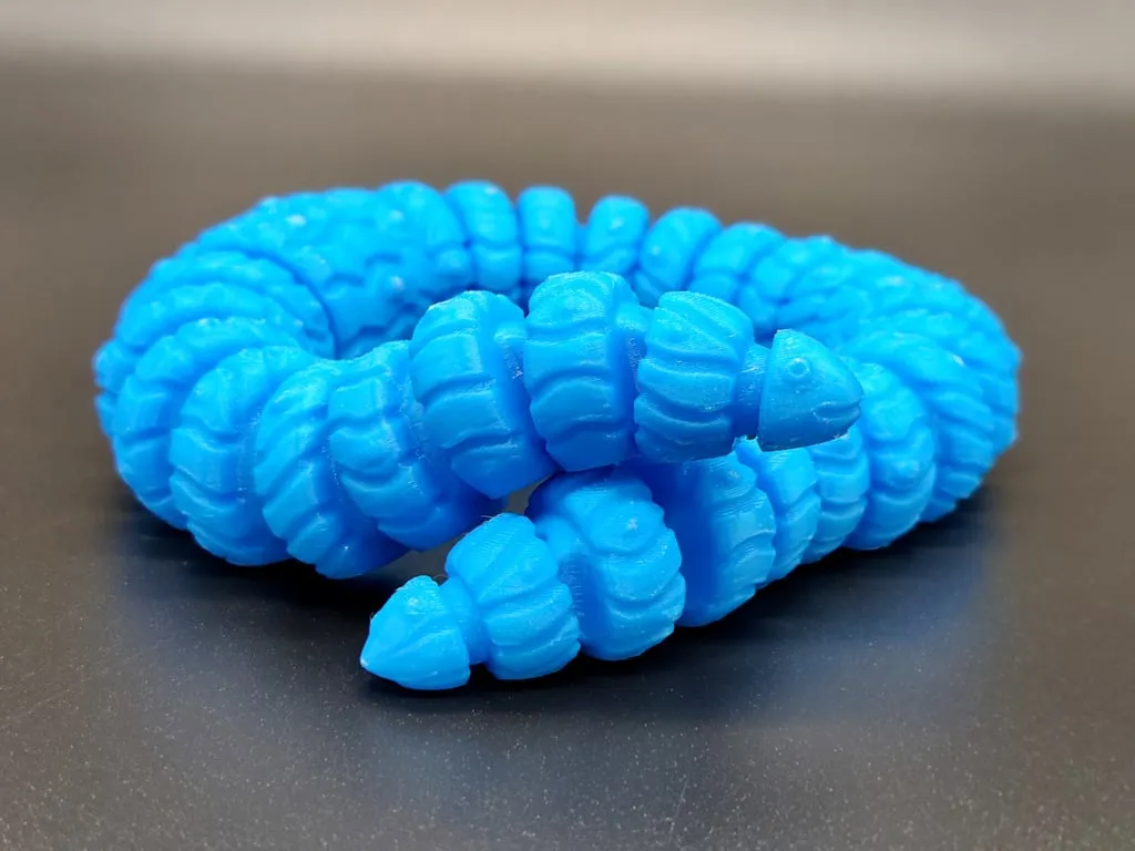 Wormy, the Print-in-Place Articulated Worm Toy by Tony Youngblood ...