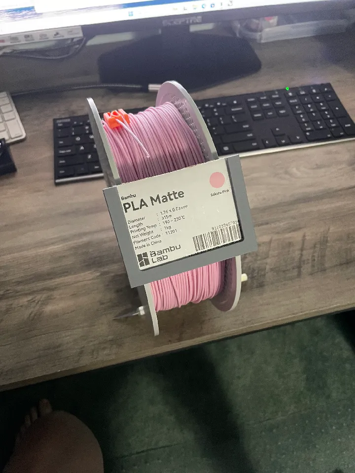 Filament Tag Holder for Spool by BeeFarm | Download free STL model ...