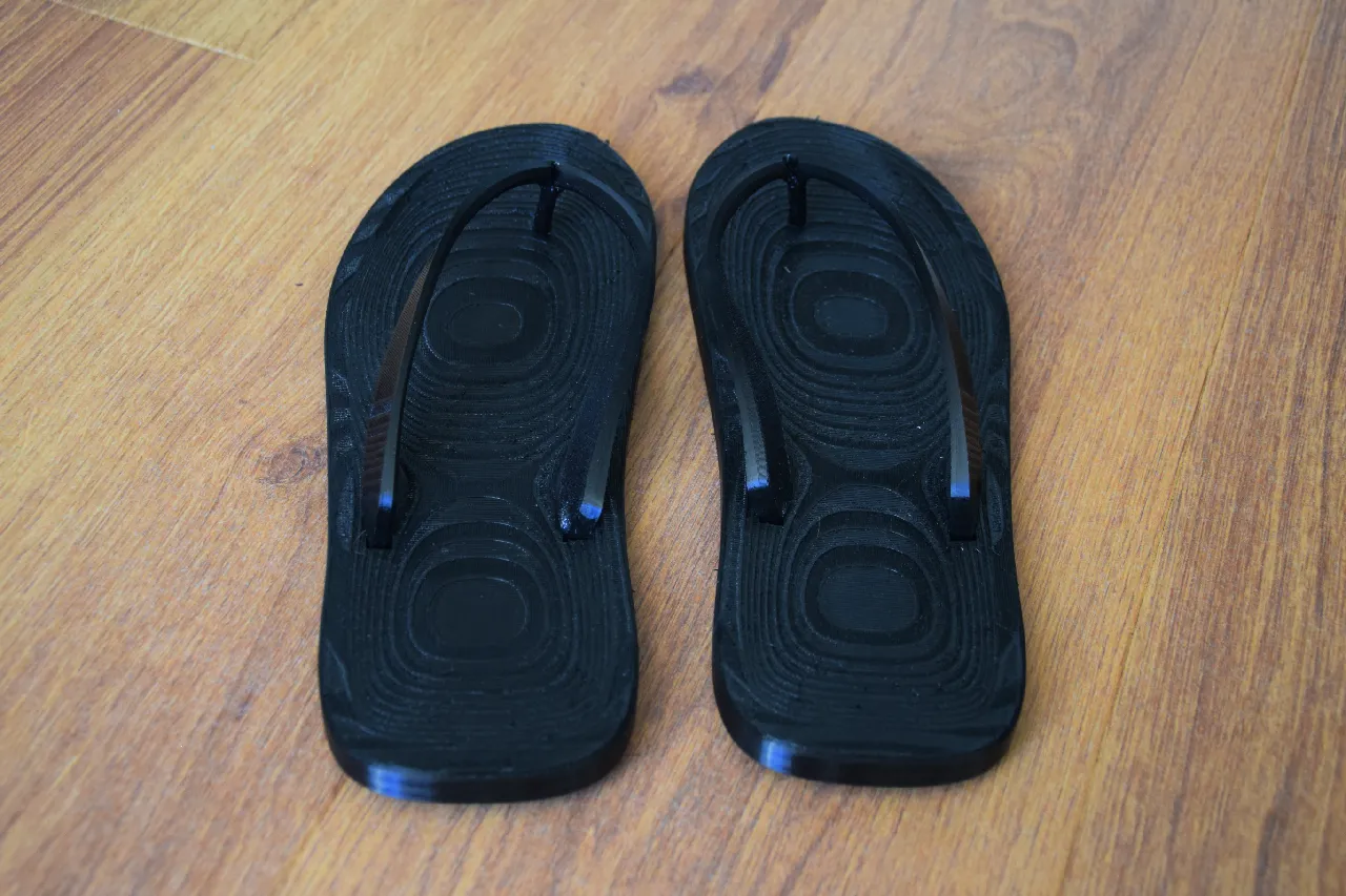 Flip Flops - Fully 3d-printed by MakerVerse Designs | Download free STL ...
