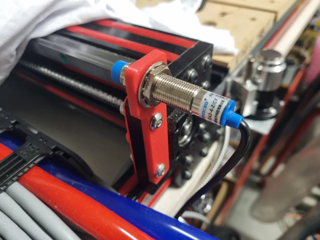 Bulkman3D Ultimate Bee CNC Inductive Limit Switch Conversion by IPIND ...