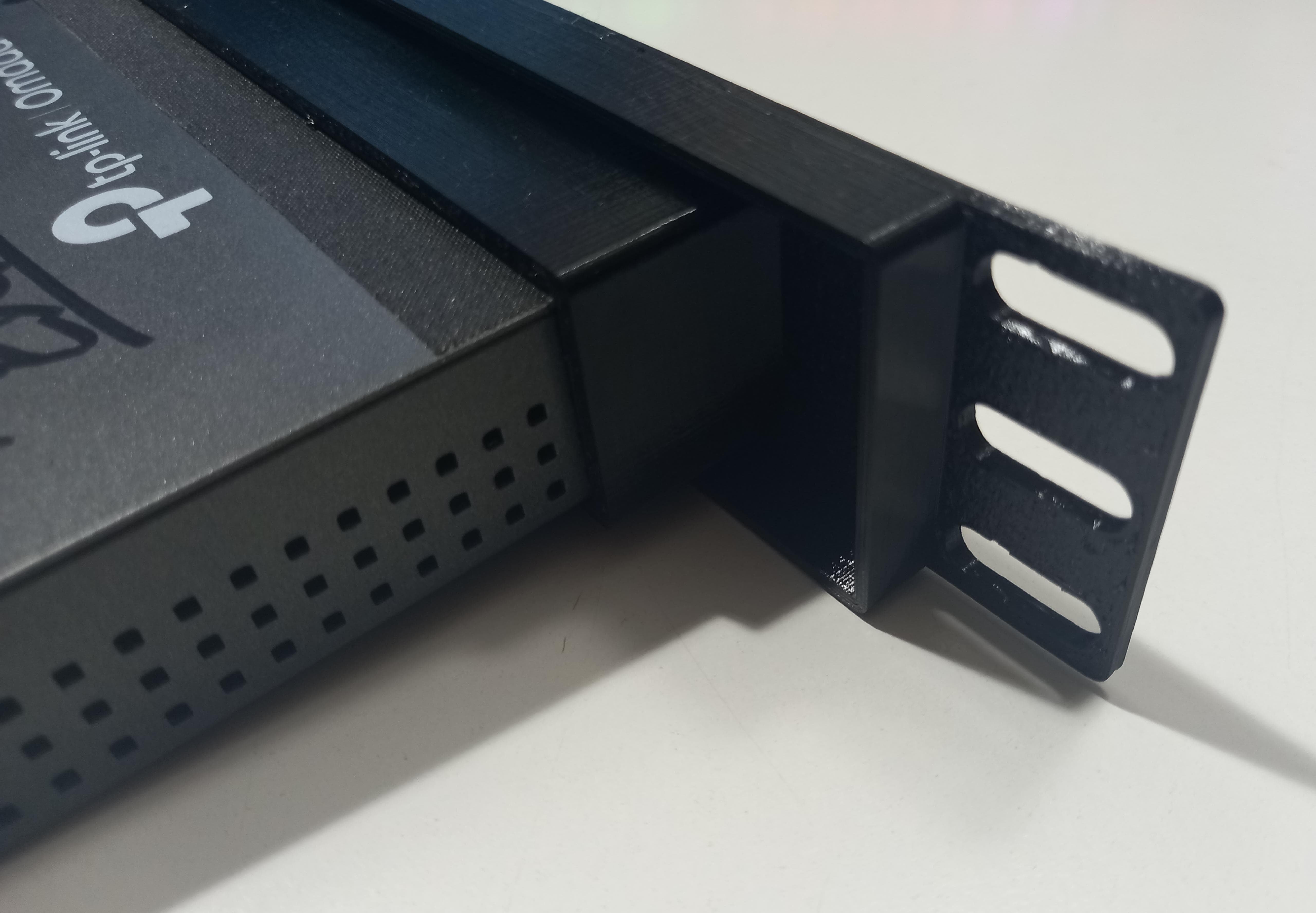 Sturdy 10 inch rack mount for the TL-ER605 consumer VPN router by ...