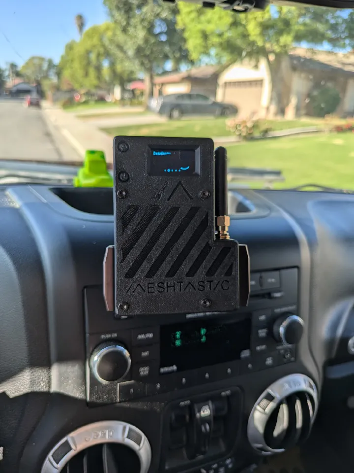 Meshtastic Pocket Heltec V3 by CodeChomper | Download free STL model ...