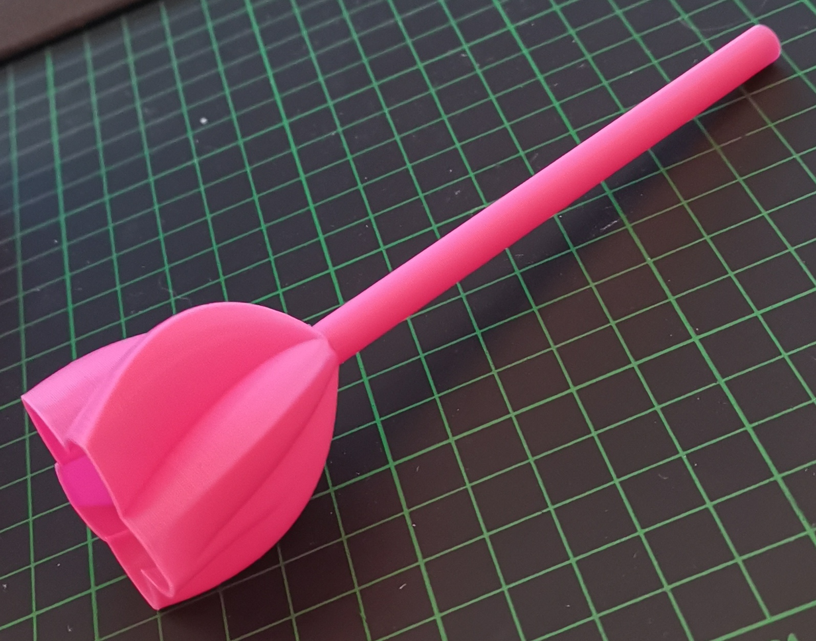 Pouring Aid for plants - Small and Medium by eponra | Download free STL ...