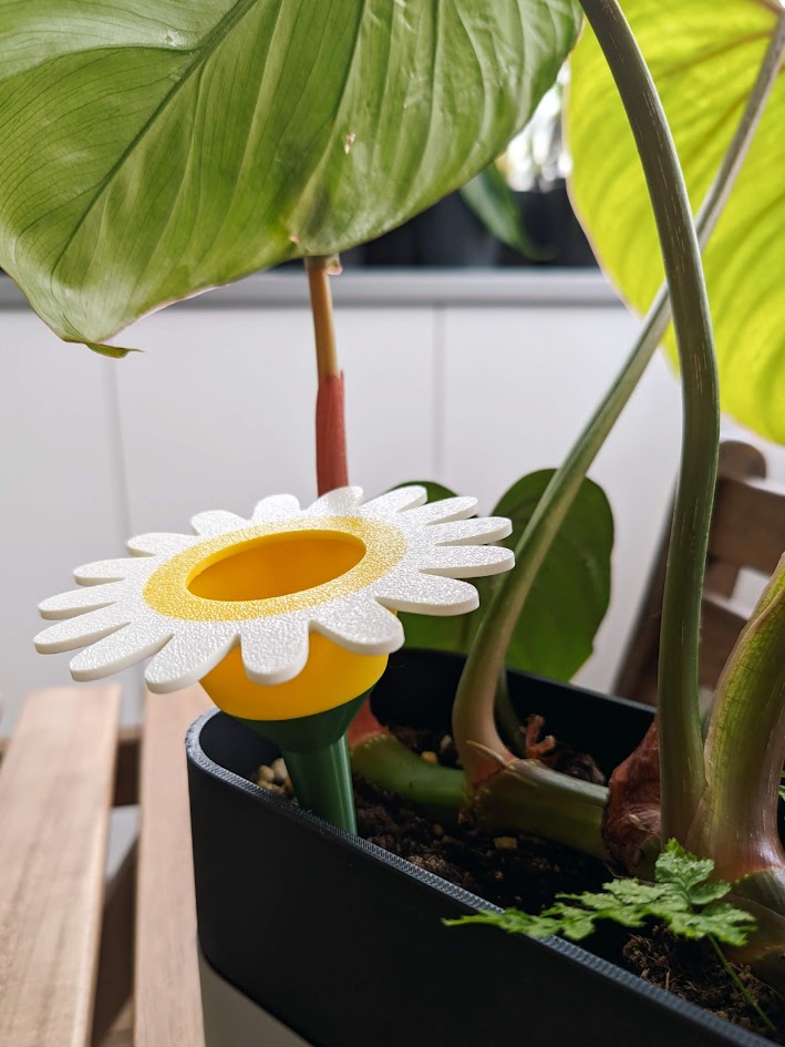 Plant watering daisy by shelby-eleanor | Download free STL model ...
