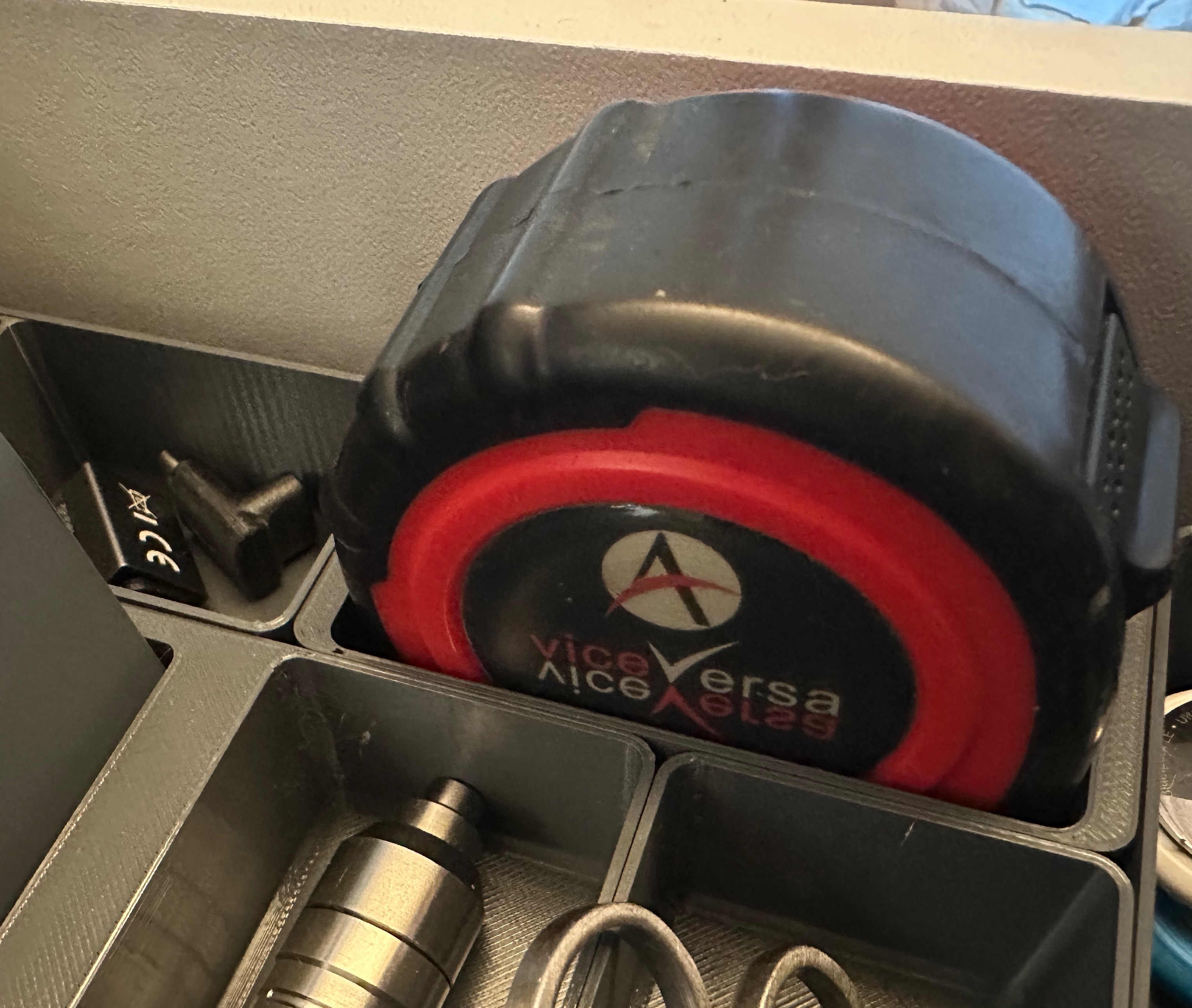 Vice-Versa tape measure gridfinity by Chris | Download free STL model ...