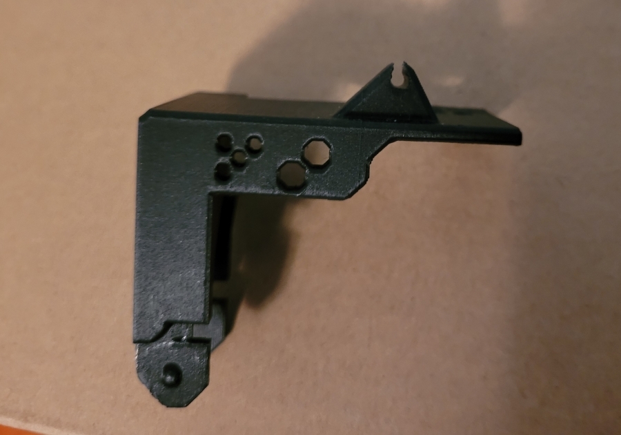 Ender 3 V2 Drag Chain Extruder Mount and Jogged Link by Penitent Hollow ...