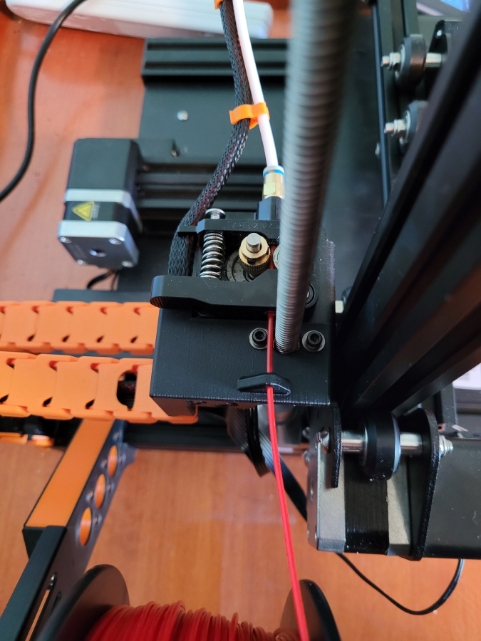 Ender 3 V2 Drag Chain Extruder Mount and Jogged Link by Penitent Hollow ...