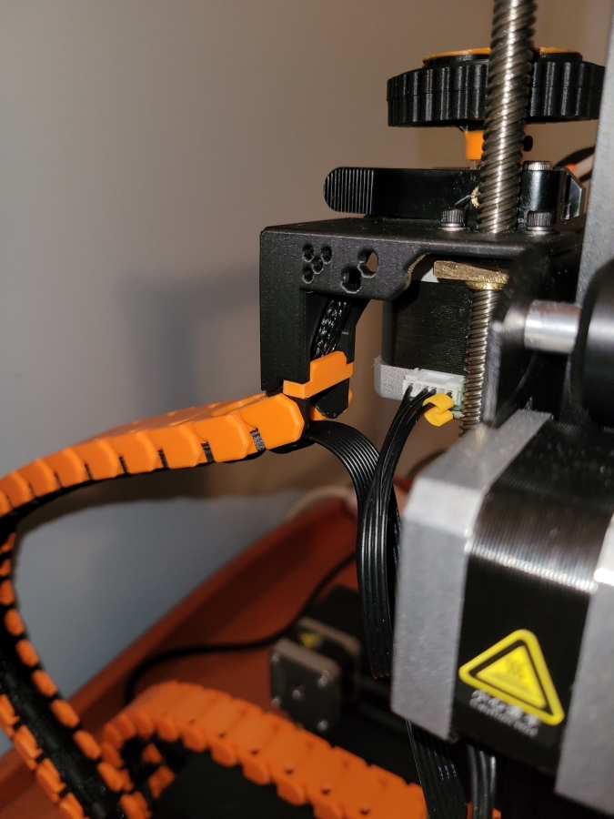 Ender 3 V2 Drag Chain Extruder Mount and Jogged Link by Penitent Hollow ...