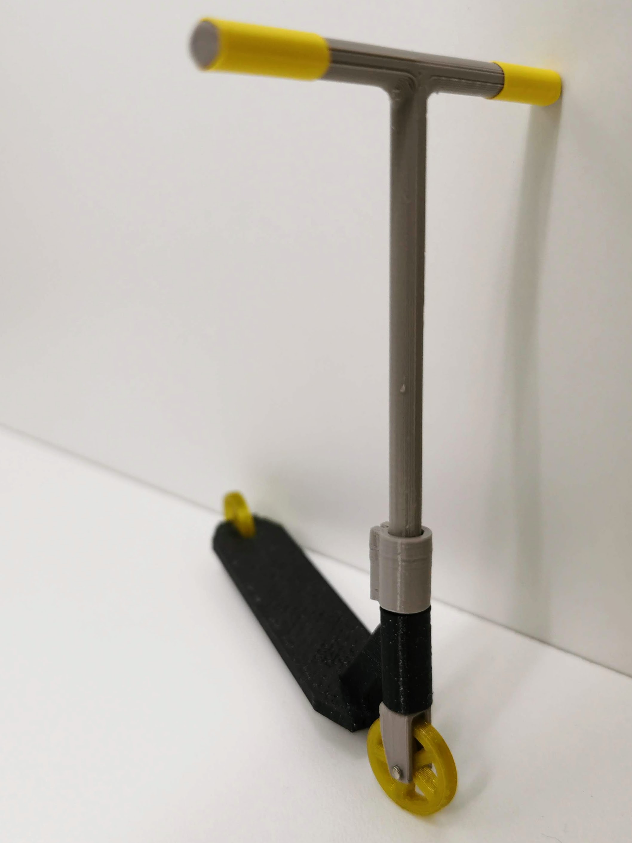 Freestyle finger scooter por tomeck | Descargar modelo STL gratuito ...