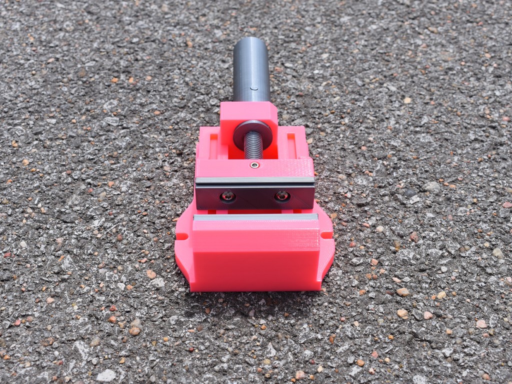 Simple Machine Vice by Desta3D | Download free STL model | Printables.com