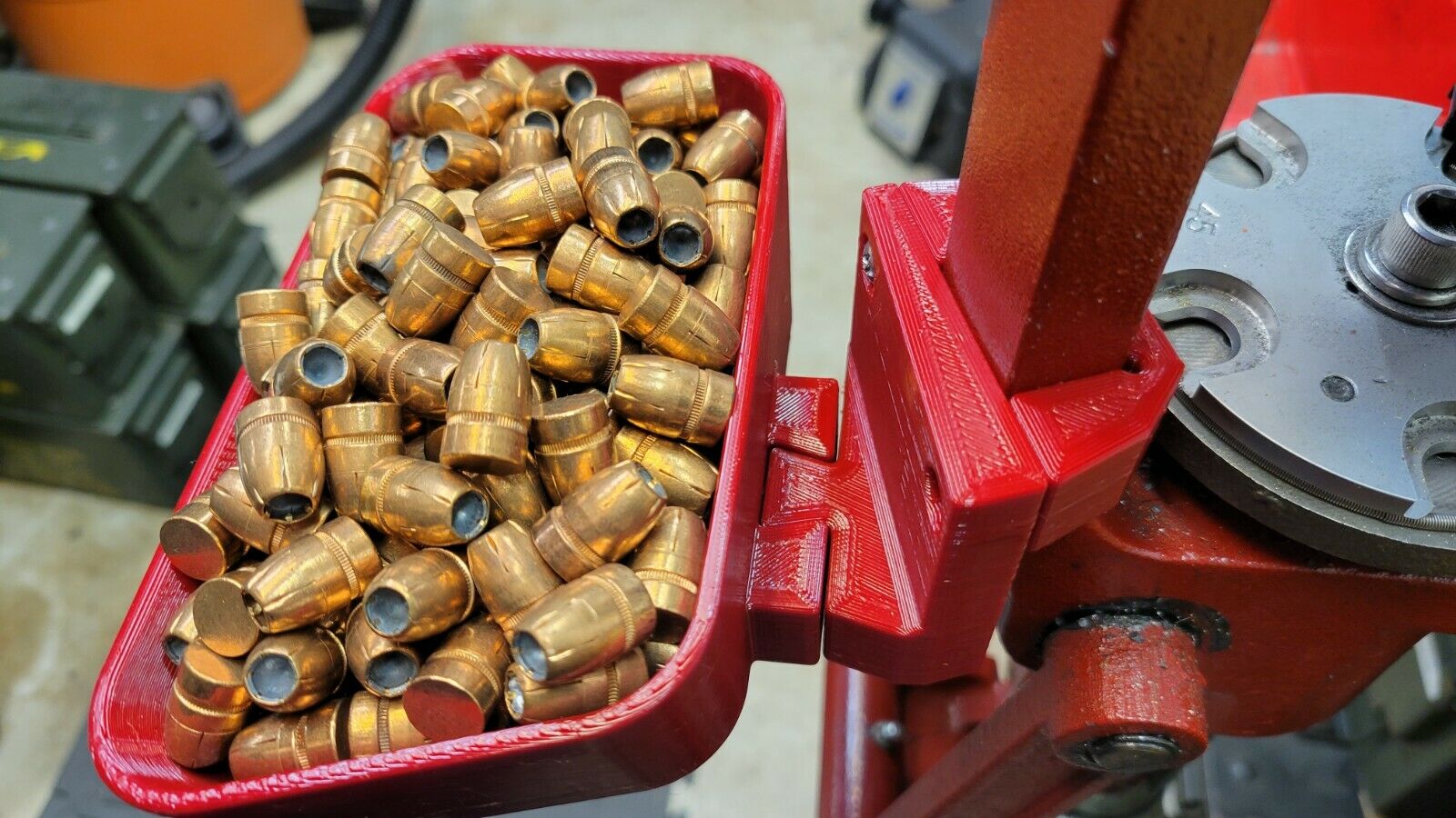Hornady LNL AP Bullet Tray by memsu | Download free STL model ...