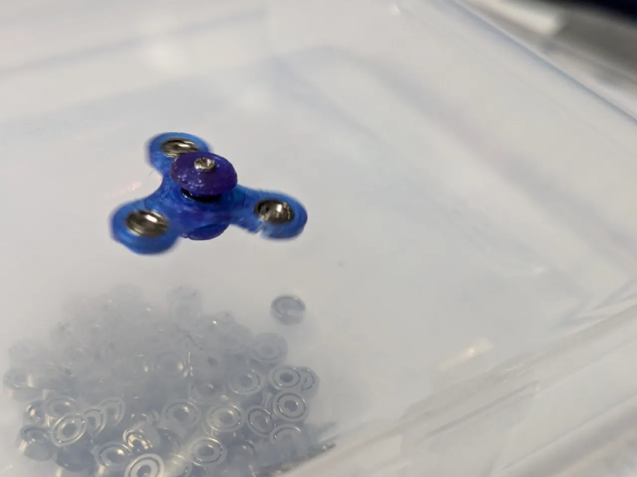 Very Small Fidget Spinner (681 bearings) by drfish | Download free STL ...