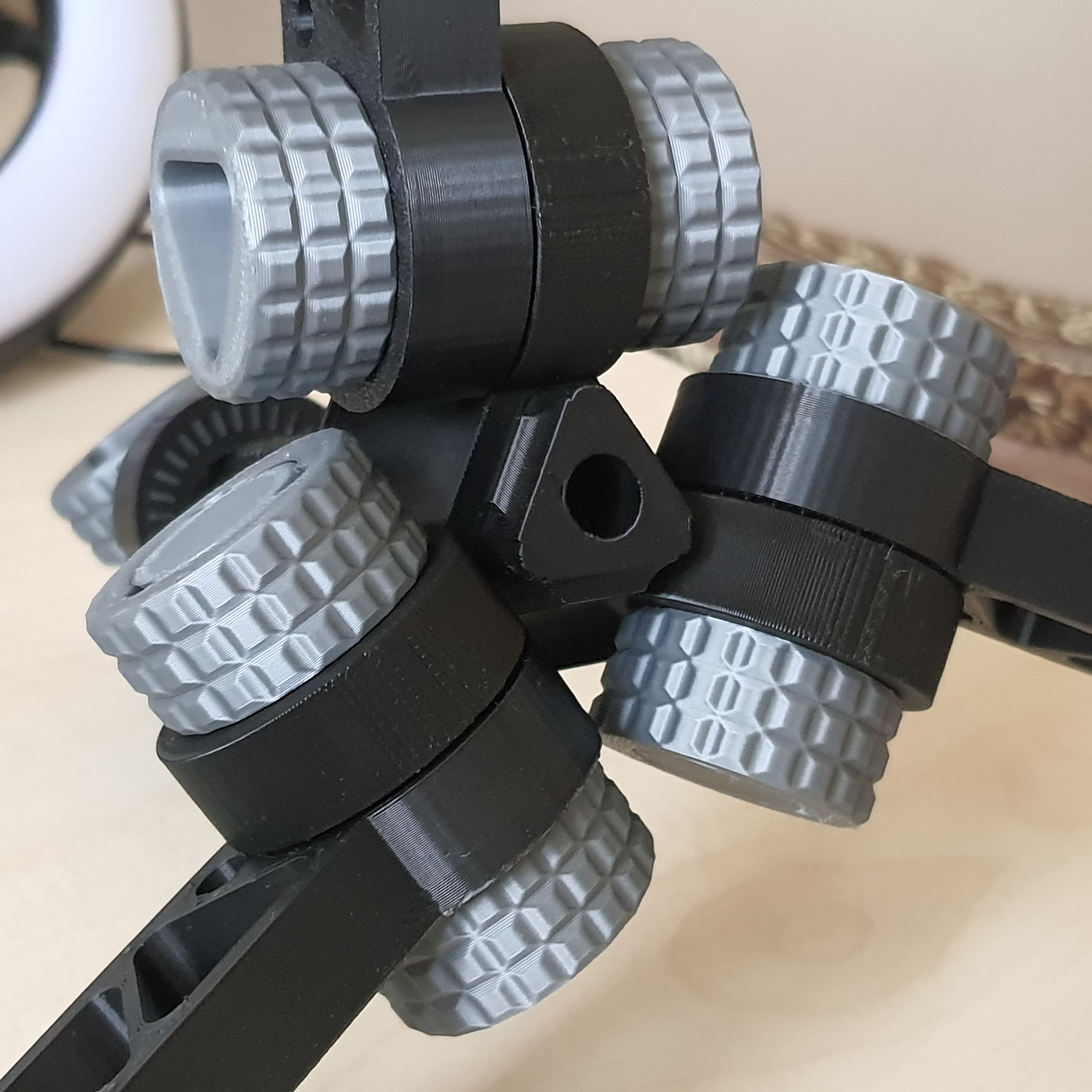Mech Arm Tripod by Konstantin Radchenko | Download free STL model ...