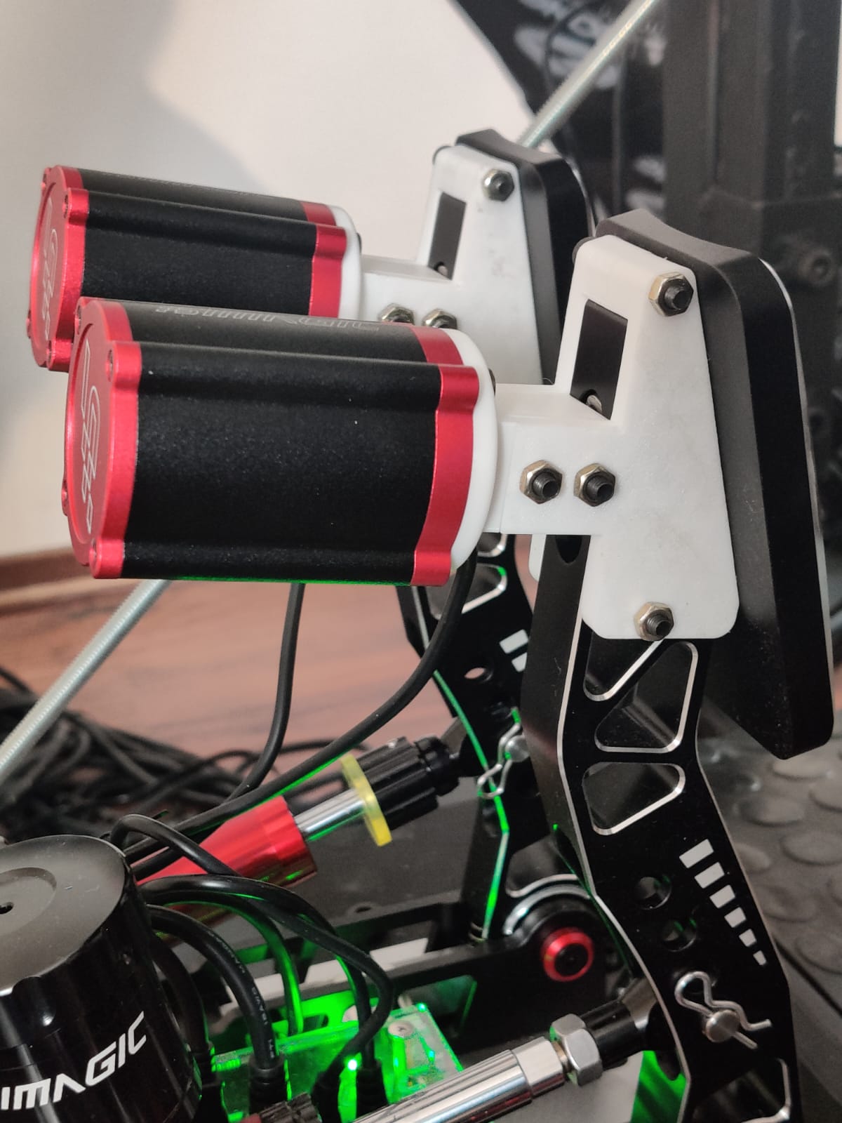 P2000 Haptics adapter by Andres Balasso | Download free STL model ...