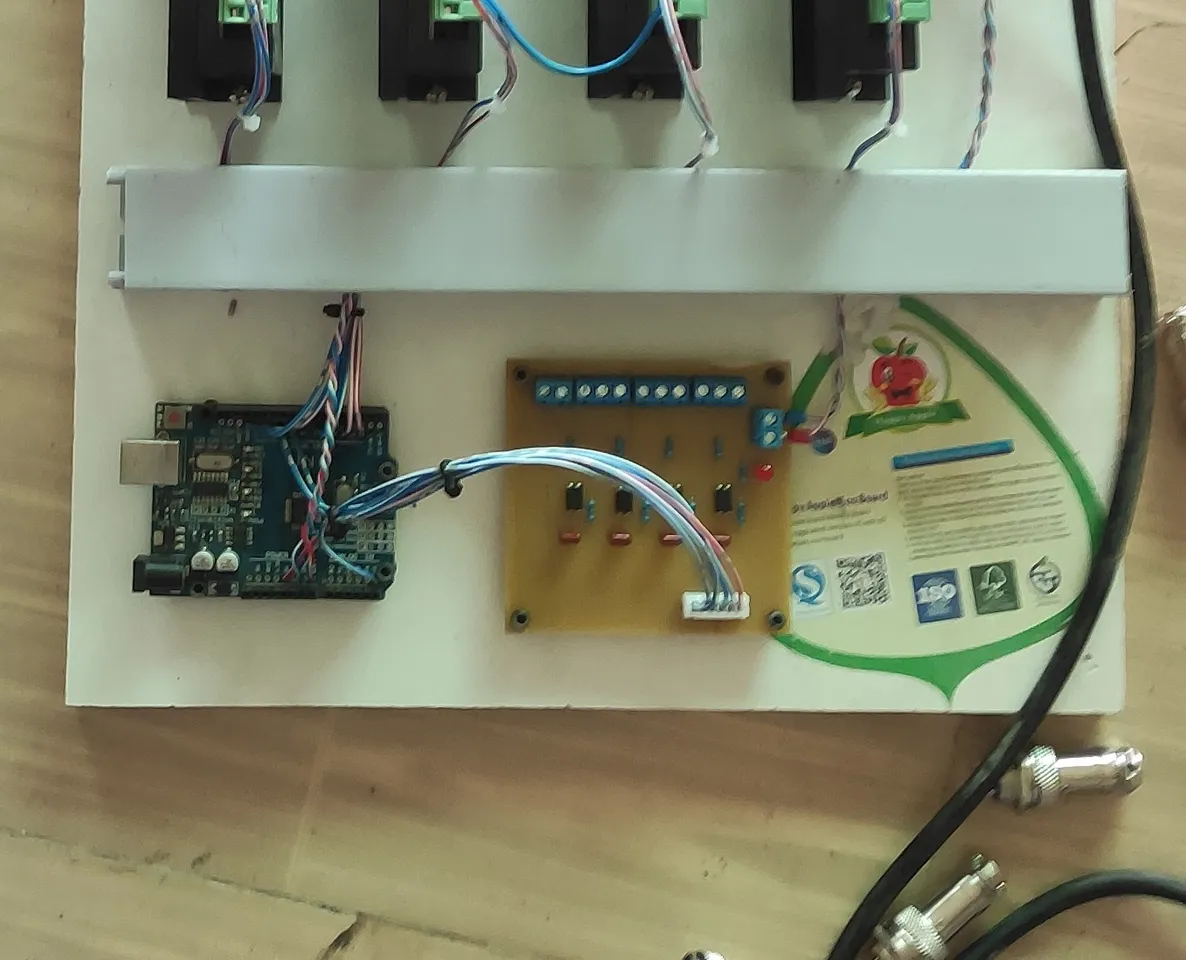 EZ Arduino Mounting Plate. by Nyein Chan Zaw | Download free STL model ...