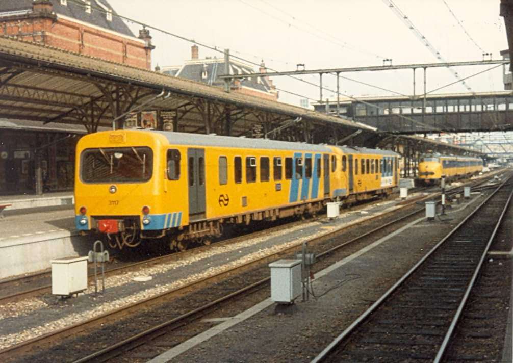 NS Wadloper eerste versie 1 delig by Max the TrainBuilder | Download ...