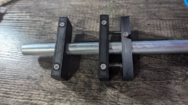 Modular Rotating PCB Vise (18mm rod) by trevor229 | Download free STL ...