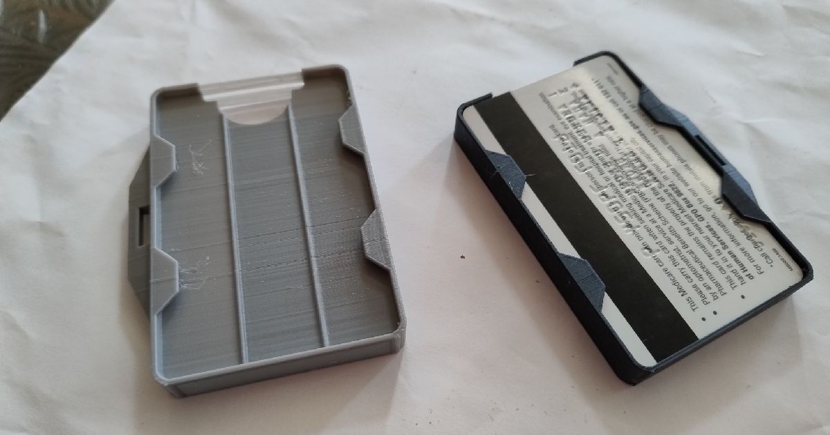 ID Badge Holder (three cards) by erffrfez | Download free STL model ...