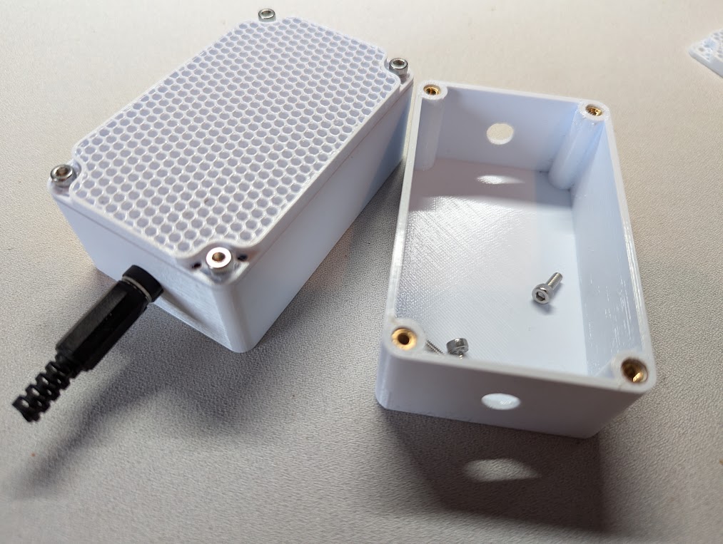 Perfboard electronics case 5x7cm by kwark | Download free STL model ...