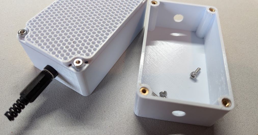 Perfboard electronics case 5x7cm by kwark | Download free STL model ...