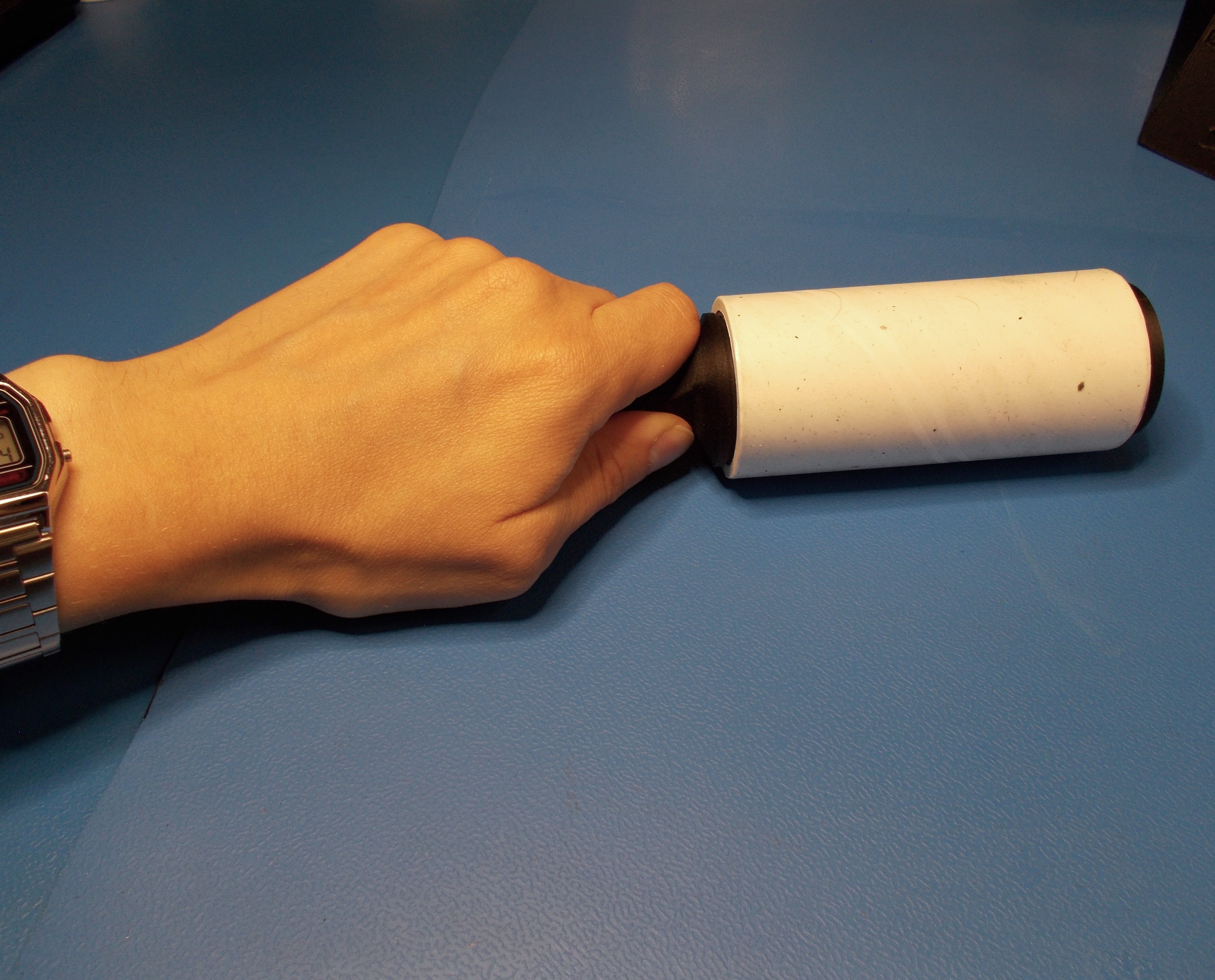 FOD Away! ESD safe - bench mat cleaner by PHOENIX SYSTEMS UK | Download ...