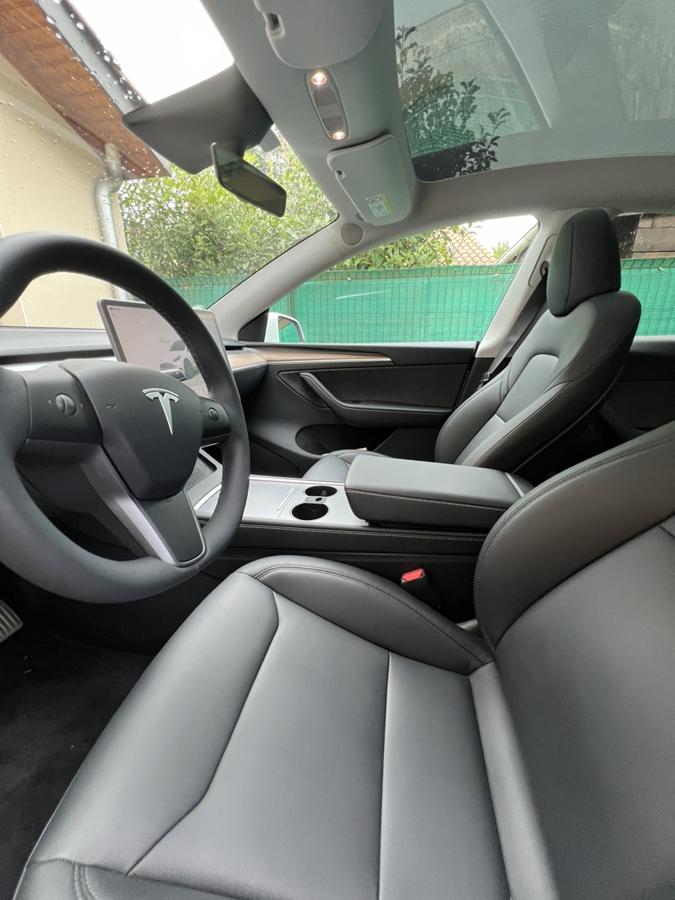 Arm Rest Riser Tesla model Y (Réhausseur accoudoir) by Cedric ...