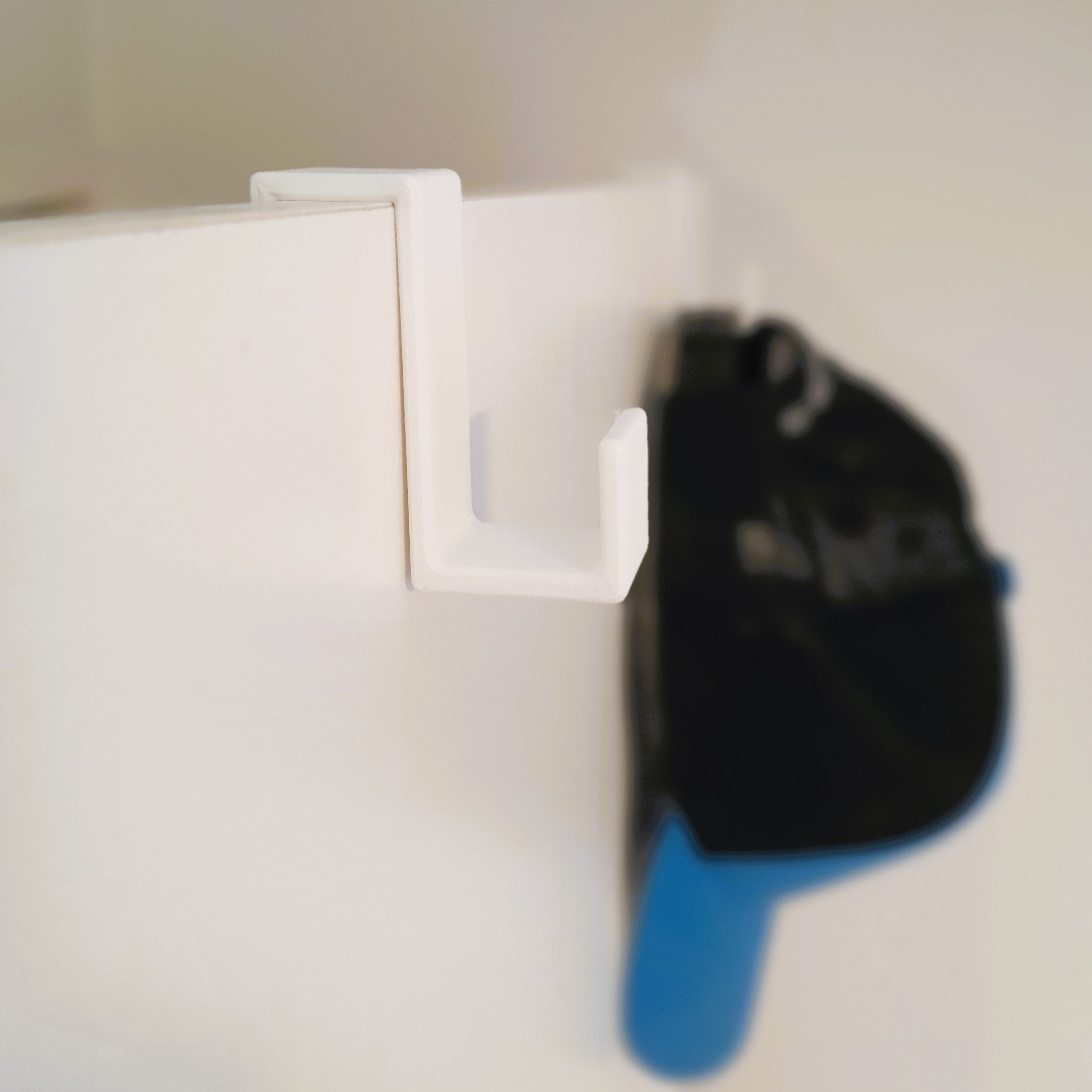 Closet Door Hanger for Baseball cap by Maker´s Design Journal ...
