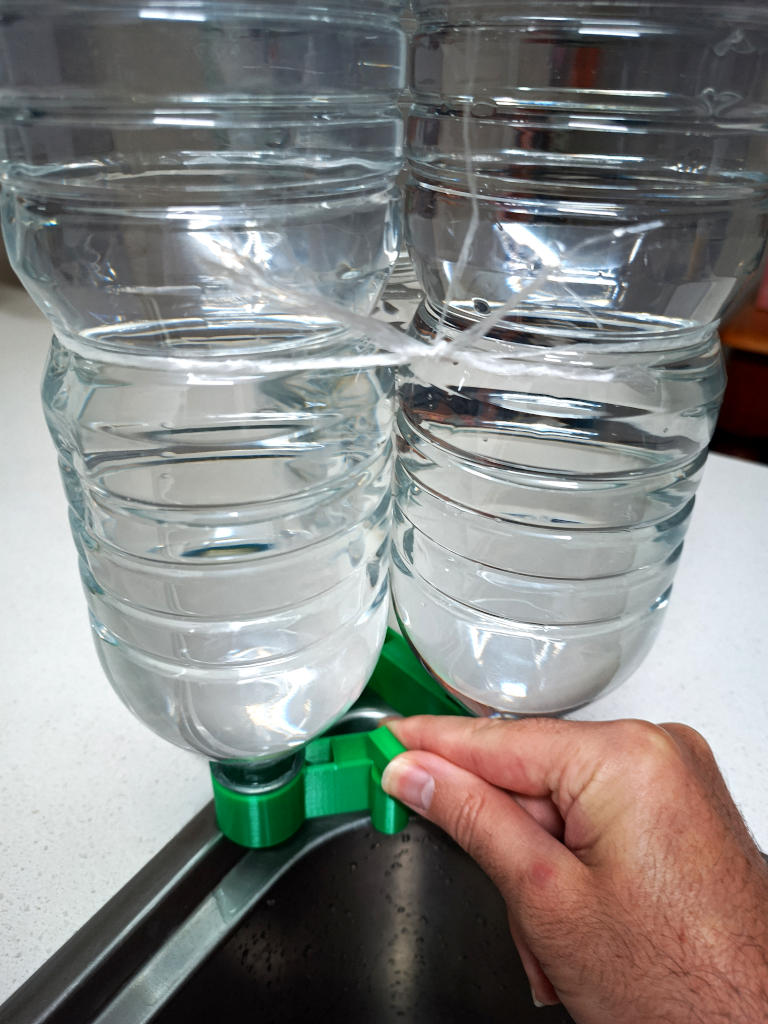 Self-watering system by Gael Lafond | Download free STL model ...
