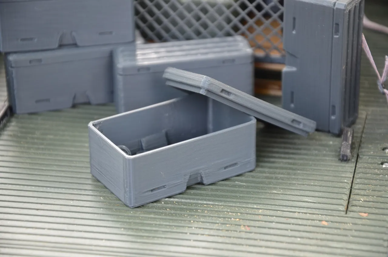 Box Crate Scale 1/10 by firstgizmo | Download free STL model ...