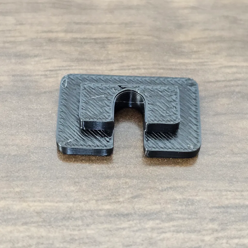 LED Lightbox USB Cutout Grommet/Plug by Fast3D | Download free STL ...