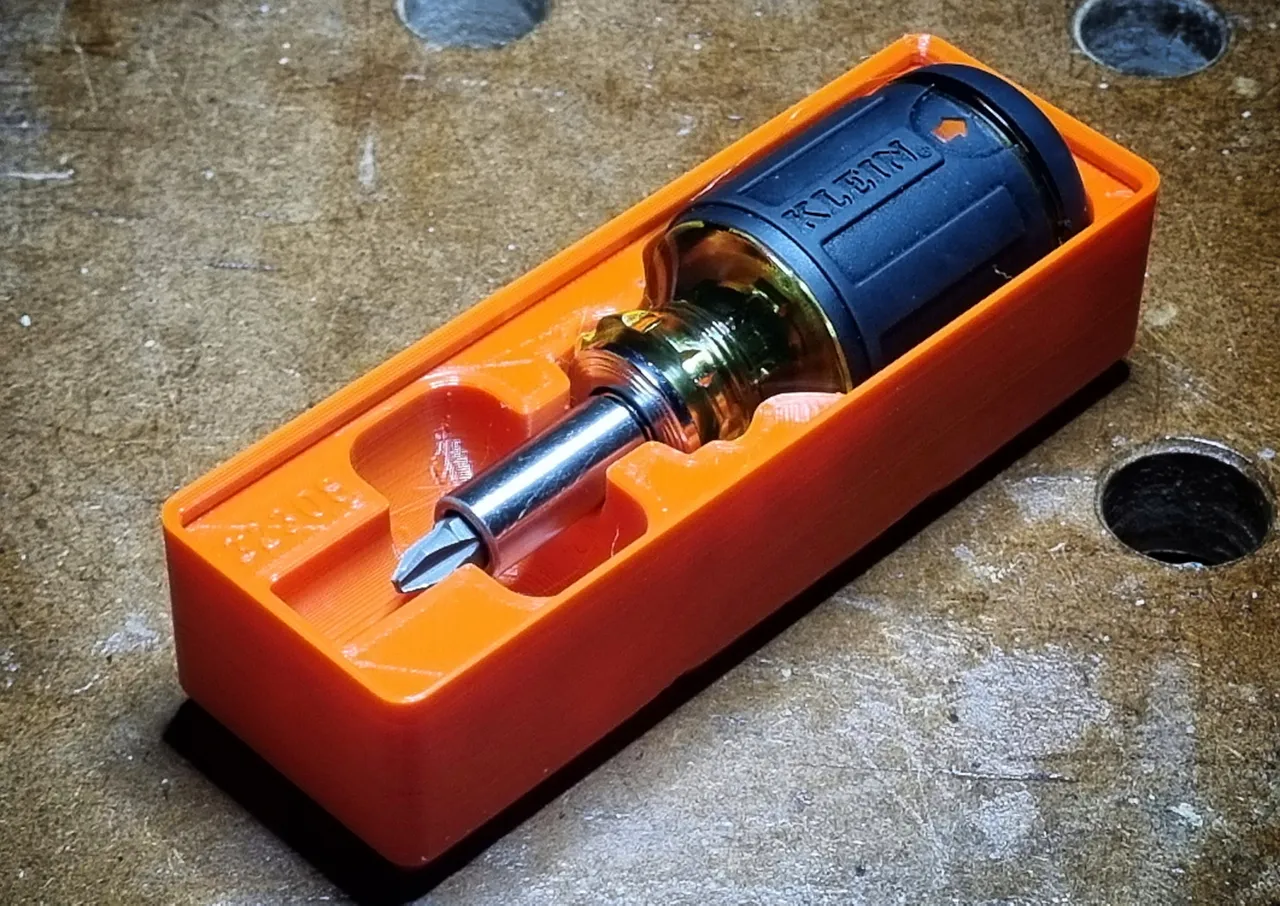Gridfinity Klein Tools Stubby 32308 Screwdriver Holder by A. Gonz. | Download free STL model ...